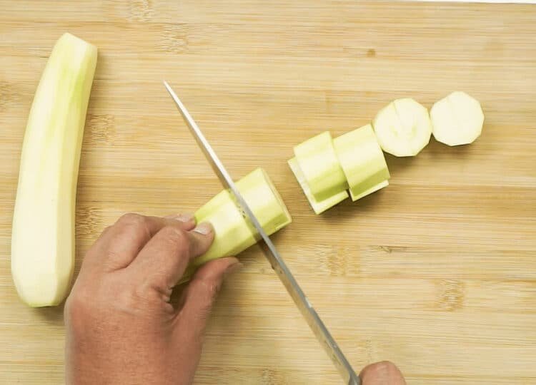 Can You Freeze Courgettes? Yes! Here's How... | Freeze It